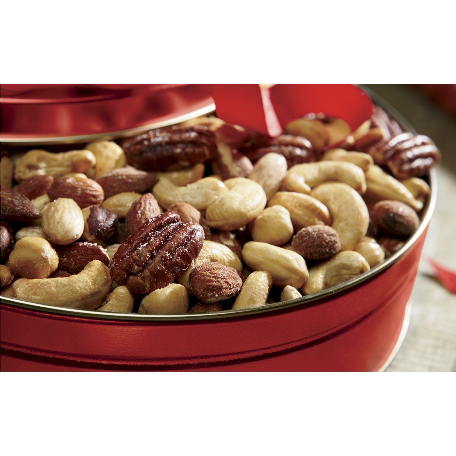Deluxe Mixed Nuts Gift Tin | Wisconsin Cheeseman